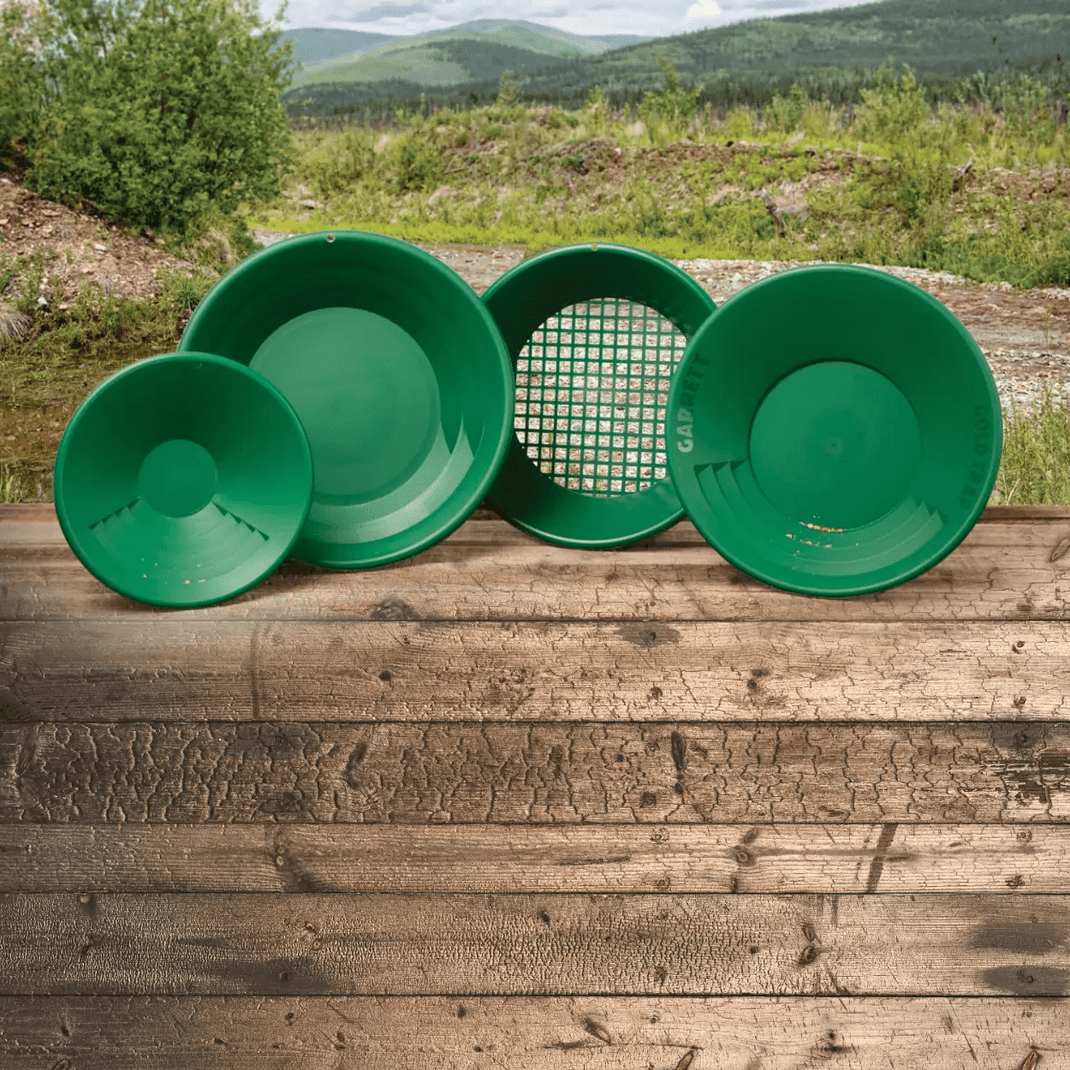 Gold Panning – Pioneer Prospecting